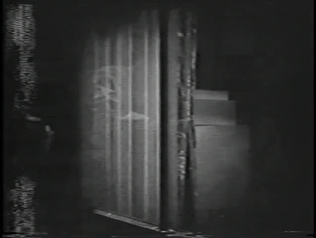 Close-up Of Hand Knocking On Window Varastovideo 1850098 - Shutterstock