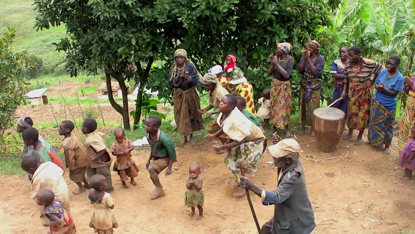 LAKE BUNYONYI, UGANDA - OCTOBER 21: Batwa Pygmies Dancing On October 21 ...